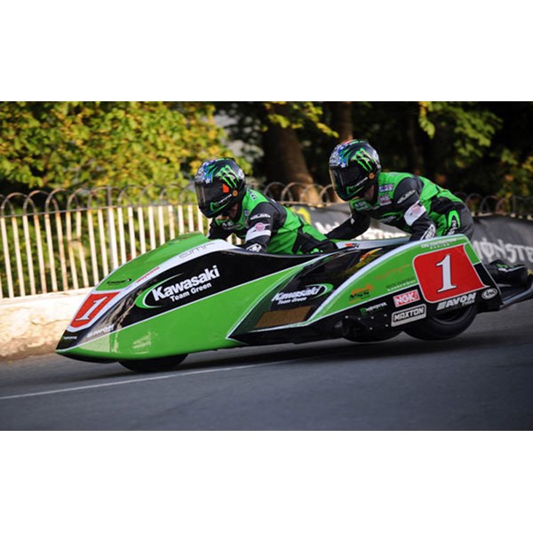 Dave Molyneux Ballaugh Bridge TT 2010 3rd Practice : Isle of Man TT Shop