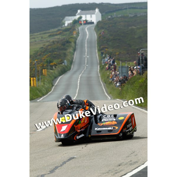 Dave Molyneux Patrick Farrance TT 2012 Creg Ny Baa : Isle of Man TT Shop