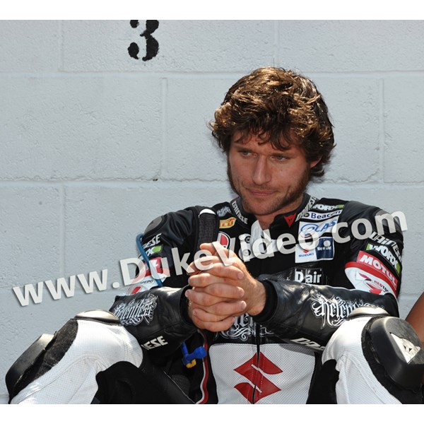 Guy Martin TT Superbike 2011 Print : Isle of Man TT Shop